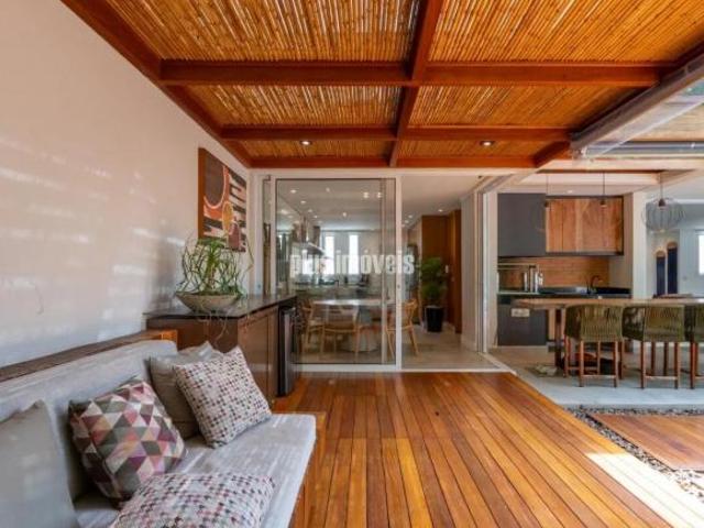 Casa no condomínio Condomínio para venda com 3 quartos, sendo 3 suítes, 357m²