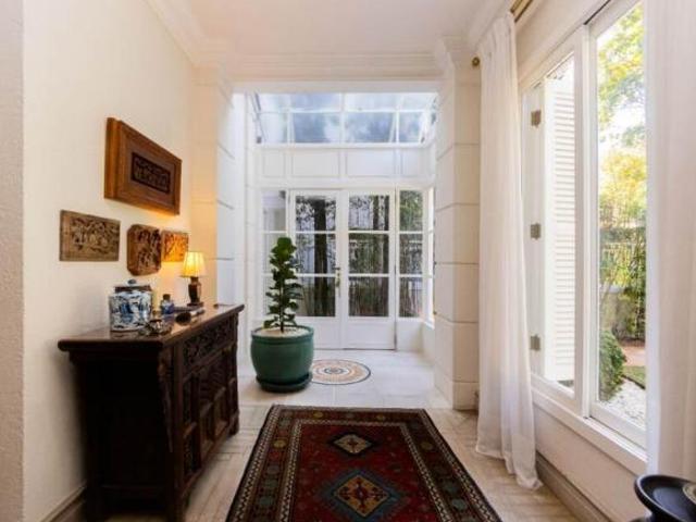 Casa no condomínio Condomínio Raffles Village II para venda com 3 quartos, sendo 3 suítes, 522m²