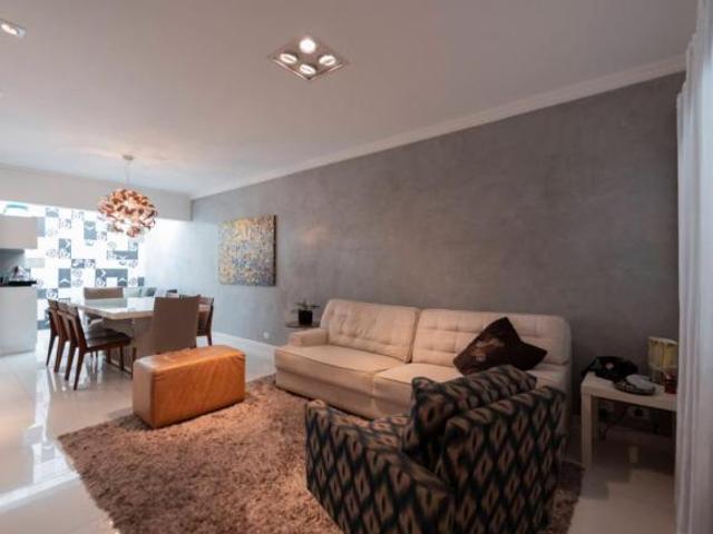 Casa no condomínio Condominio Residencial Vila Hipica para venda com 3 quartos, sendo 2 suítes, 152m