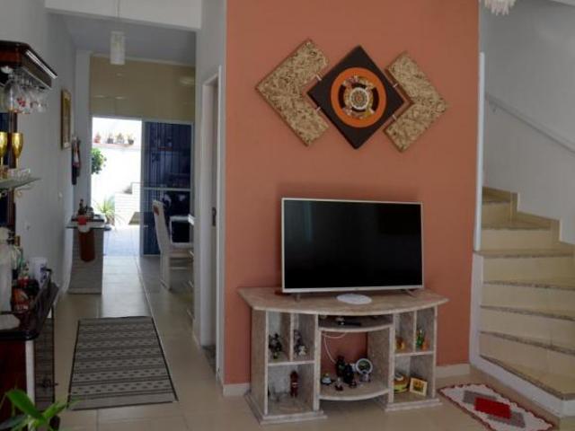 Casa no condomínio Condomínio Residencial Belize para venda com 2 quartos, sendo 2 suítes, 73m²