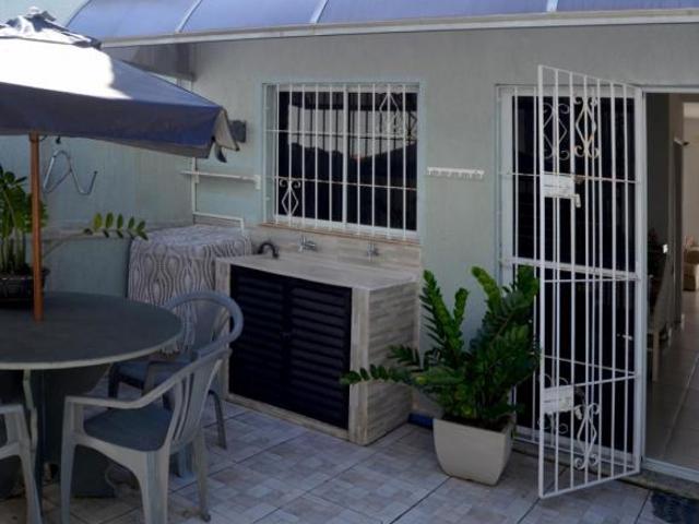 Casa no condomínio Condomínio Residencial Belize para venda com 2 quartos, sendo 2 suítes, 73m² th