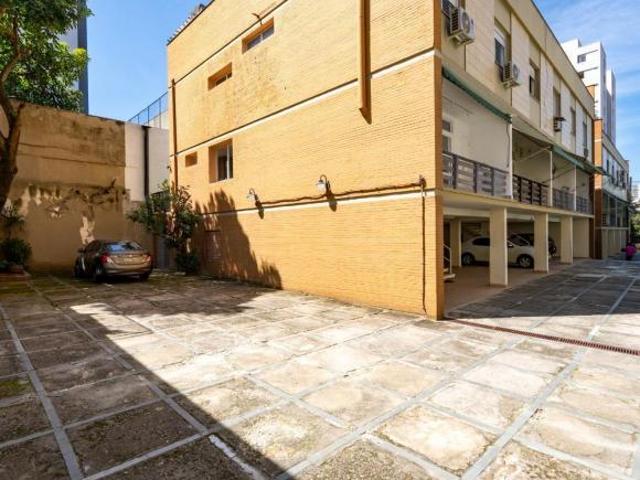 Casa no condomínio Condomínio Residencial Cabo Verde para venda com 3 quartos, sendo 1 suíte, 180m²