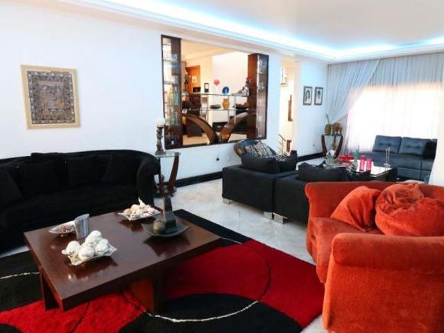 Casa no condomínio Condomínio Residencial Chácara Francesa para venda com 5 quartos, sendo 4 suítes