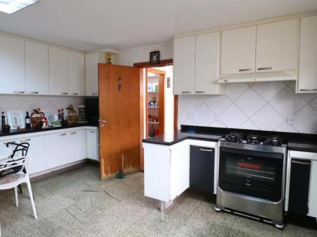 Casa no condomínio Condomínio Residencial Chácara Francesa para venda com 5 quartos, sendo 4 suítes