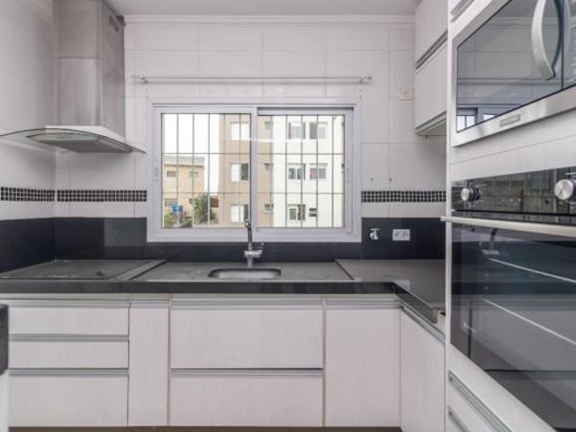 Casa no condomínio CONDOMINIO RESIDENCIAL FELICITÁ para venda com 3 quartos, sendo 1 suíte, 120m²