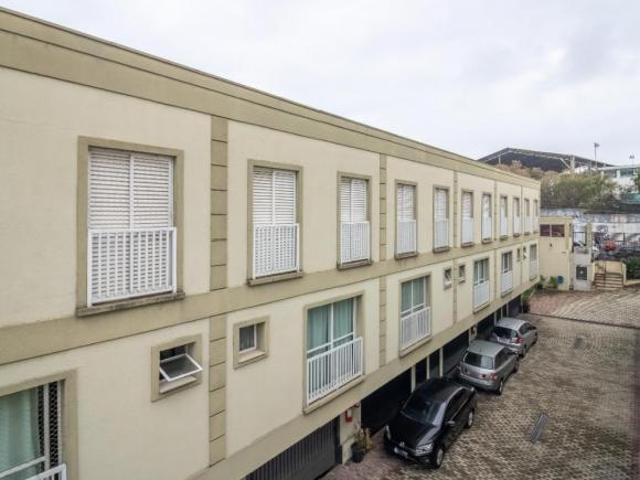 Casa no condomínio CONDOMINIO RESIDENCIAL FELICITÁ para venda com 3 quartos, sendo 1 suíte, 120m²