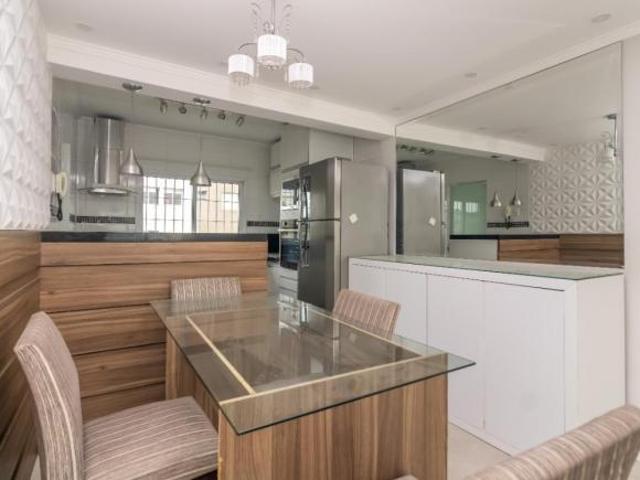 Casa no condomínio CONDOMINIO RESIDENCIAL FELICITÁ para venda com 3 quartos, sendo 1 suíte, 120m²