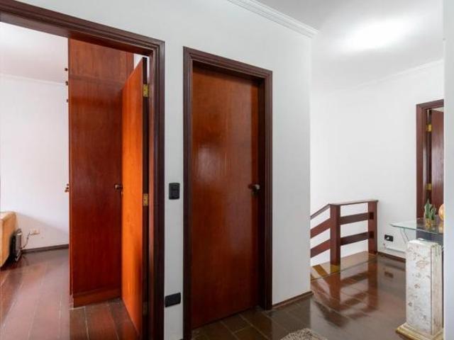 Casa no condomínio Condomínio Residencial Morada Das Flores para venda com 4 quartos, sendo 2 suítes