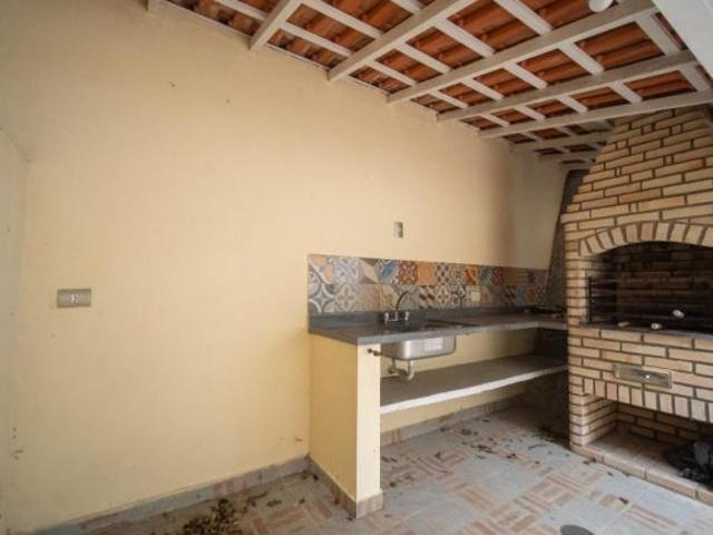Casa no condomínio Condomínio Residencial Recanto das Flores para venda com 3 quartos, sendo 1 suíte