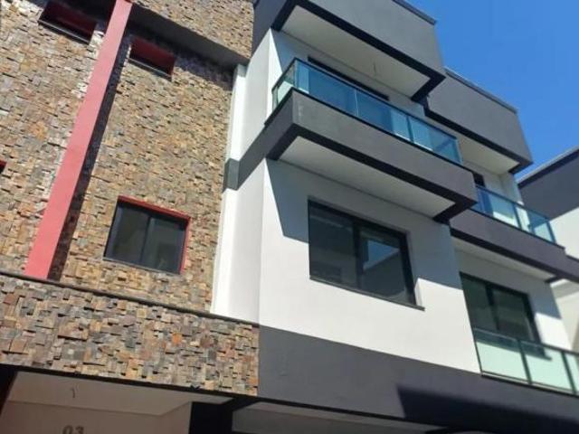 Casa no condomínio Condomínio Rua Pedro para venda com 4 quartos, sendo 4 suítes, 426m²