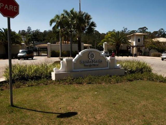 Casa no condomínio Condominio Santa Maria para venda com 3 quartos, sendo 3 suítes, 325m²