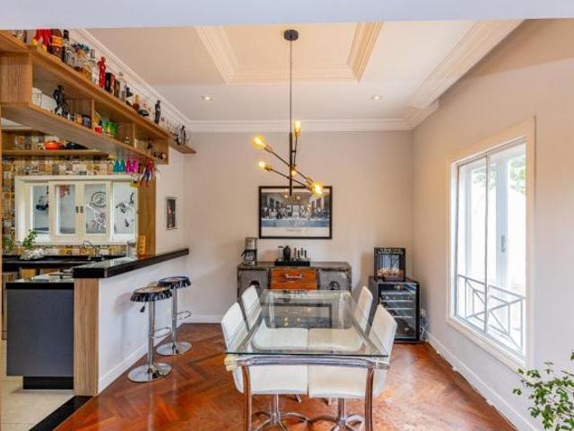 Casa no condomínio CONDOMINIO SAINT GERMAIN para venda com 4 quartos, sendo 4 suítes, 247m² remaxa