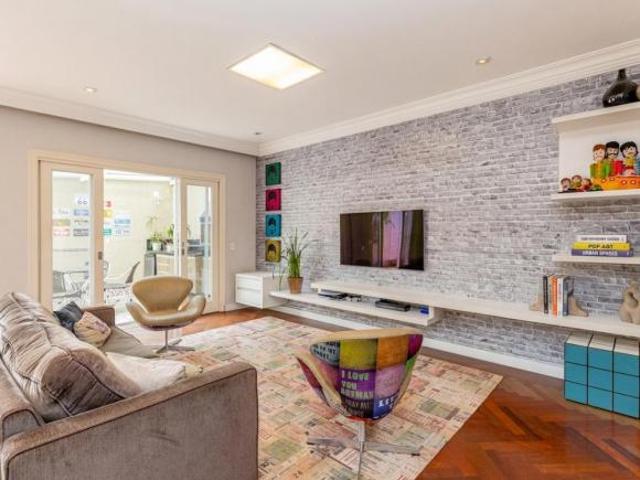 Casa no condomínio CONDOMINIO SAINT GERMAIN para venda com 4 quartos, sendo 4 suítes, 247m²