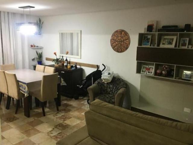 Casa no condomínio Condomínio Saint Louis para venda com 3 quartos, sendo 1 suíte, 110m²