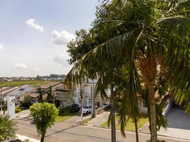 Casa no condomínio Convívio Residencial Santana Ou Arujá Ville para venda com 4 quartos, sendo 2 suí