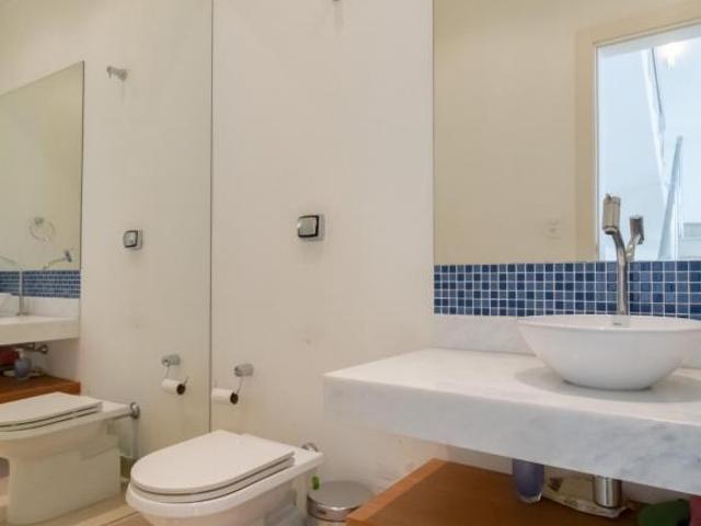 Casa no condomínio Convívio Residencial Santana Ou Arujá Ville para venda com 4 quartos, sendo 2 suí