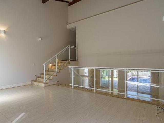 Casa no condomínio Caminhos de San Conrado para venda com 3 quartos, sendo 3 suítes, 300m²