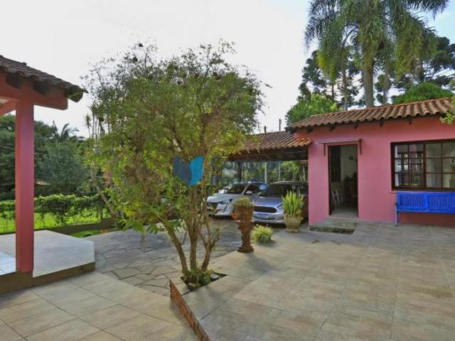 Casa no Condomínio Cantegril Viamão/RS com com 3 quartos, churrasqueira e 5 v
