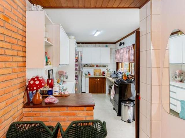 Casa no condomínio Casa de vila em rua fechada com portaria para venda com 2 quartos, 111m² remaxa