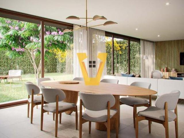 Casa no condomínio Casa Jardim La Place para venda com 4 quartos, sendo 4 suítes, 594m²