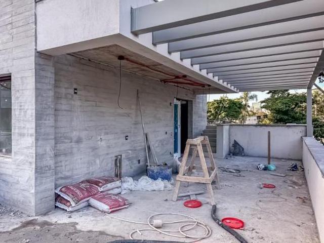 Casa no condomínio Casa Jardim Laplace para venda com 4 quartos, sendo 4 suítes, 595m² remaxares#P