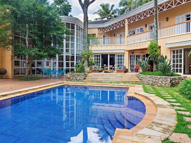 CASA NO CONDOMÍNIO CHÁCARA FLORA PISCINA, JARDIM, ESPAÇO GOURMET E MUITO VERDE
