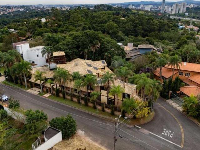 Casa no condomínio Chácara Malota para venda com 5 quartos, sendo 3 suítes, 717m²