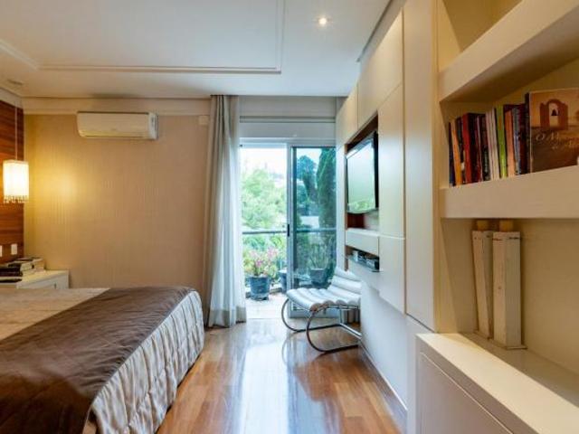 Casa no condomínio América para venda e locação com 4 quartos, sendo 4 suítes, 383m²