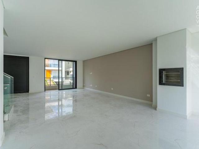 Casa no Condomínio Alto Boulevard, 03 Suítes, 05 Vagas, Bairro Alto, Curitiba