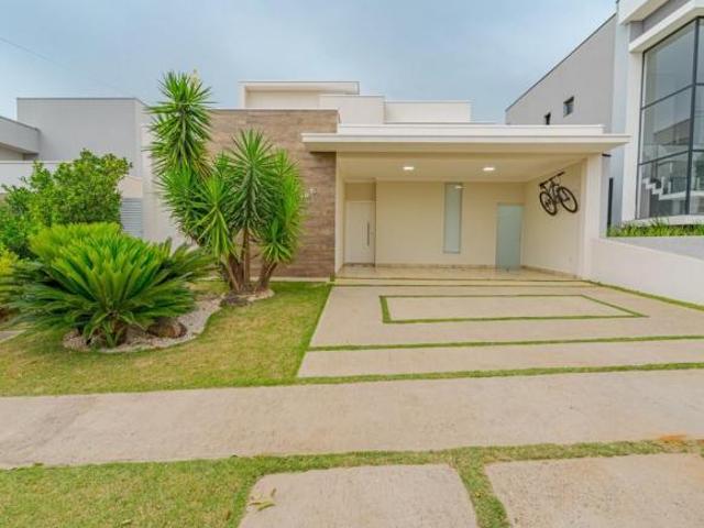 Casa no condomínio Alto do Itaici para venda com 3 quartos, sendo 3 suítes, 170m²