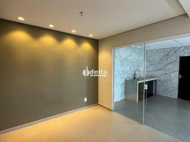Casa no condomínio Alto Paradiso disponível para venda em Uberlândia MG