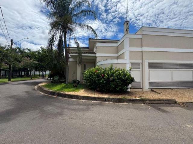 Casa no Condomínio Alamo Ville para Venda