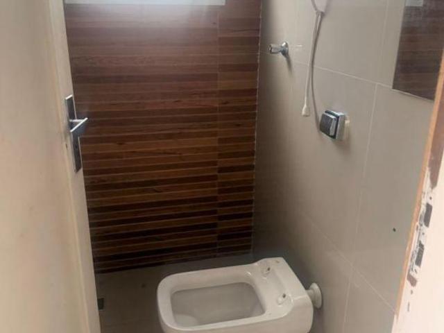 Casa no Condomínio Arujá 5