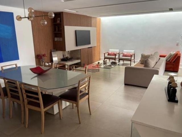 Casa no Condomínio Atlanta para venda com 4 quartos, sendo 2 suítes, 380m²