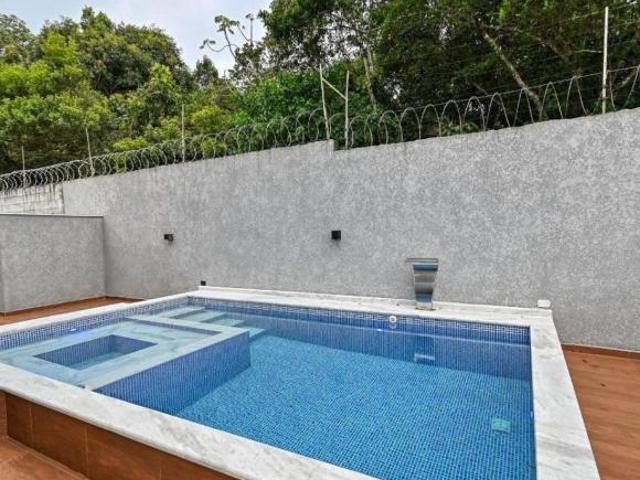 Casa no condomínio Bougainville 4 R$ 2.200.000,00
