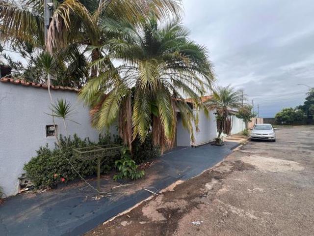 Casa no Condomínio Balneário Casa em Condomínio com 3 Quarto s por R$ 650000.00 no setor Jardim Bal