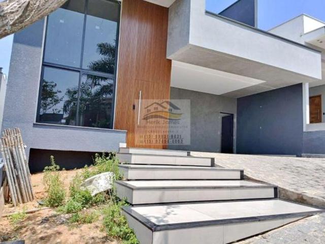 Casa no Condomínio Golden Park Residence
