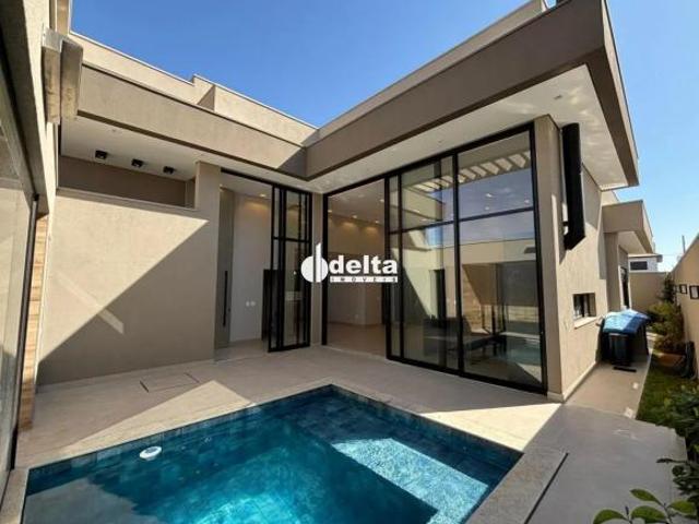 Casa no condomínio GOLDEN VILLAGE disponível para venda em Uberlândia MG