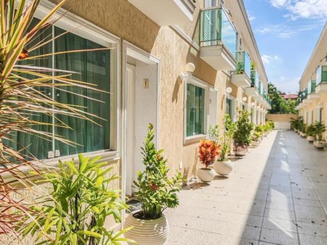 Casa no condomínio Grand villagio para venda com 3 quartos, sendo 1 suíte, 156m²