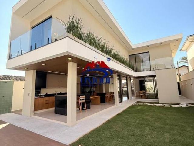 Casa no condomínio de Boituva Portal dos Pássaros 3 suítes
