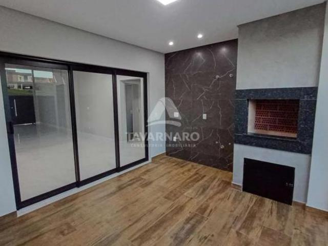 Casa no condomínio Eos