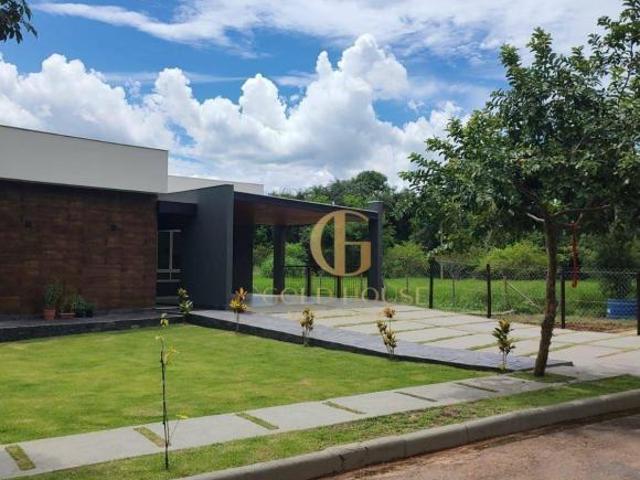 Casa no Condomínio Estância das Aroeiras em Lagoa Santa!