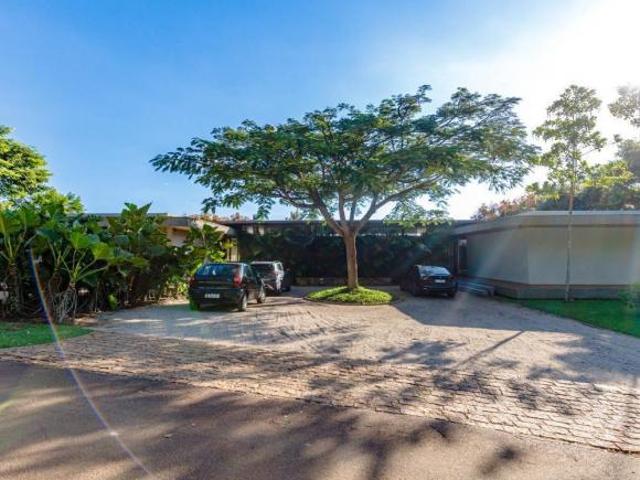 Casa no condomínio Fazenda Boa Vista para venda com 5 quartos, sendo 5 suítes, 972m²