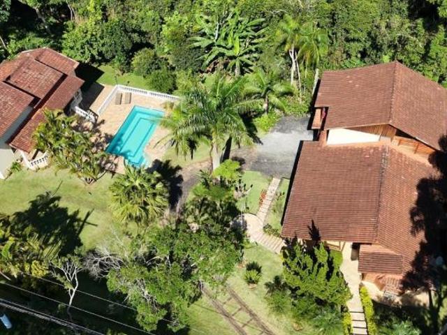 Casa no condomínio Fazenda da Ilha para venda com 3 quartos, sendo 3 suítes, 365m²