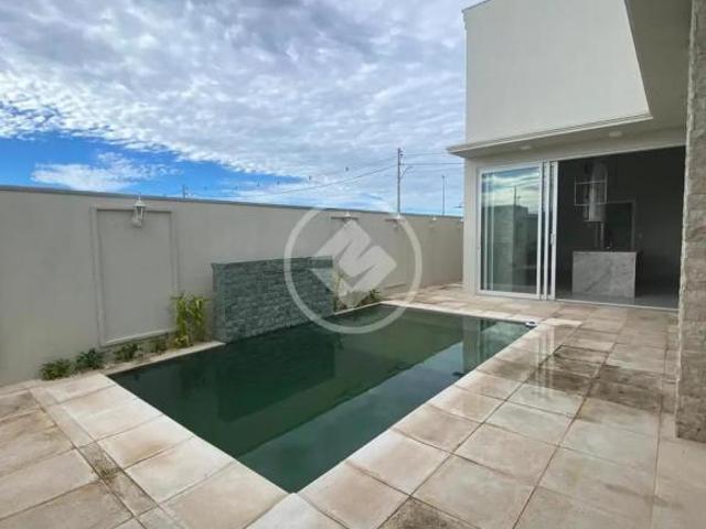 Casa no Condomínio Florença com 3 suítes, sala cozinha gourmet, piscina e área de lazer