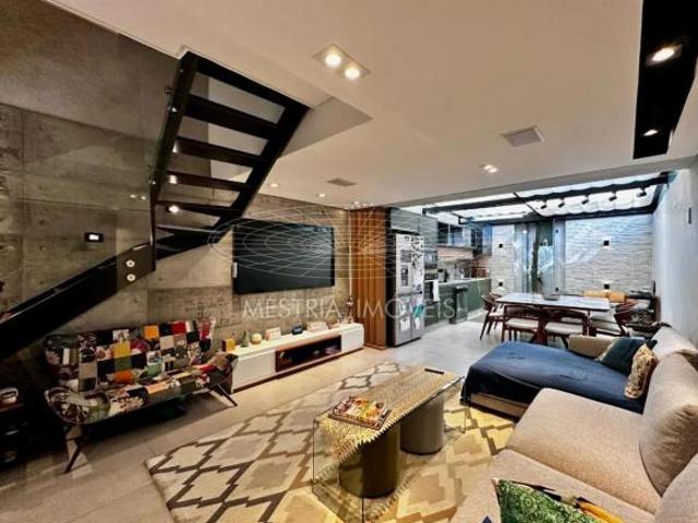 Casa no condomínio Kza Princesa Isabel | Com 108 m² | 2 suítes | 2 vagas!