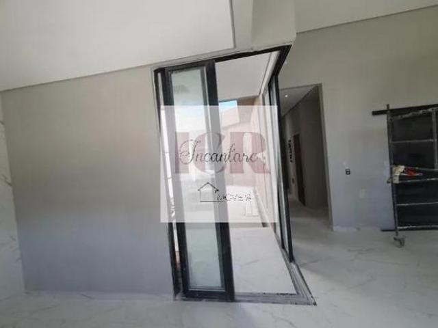 Casa no Condomínio Horto Florestal ll