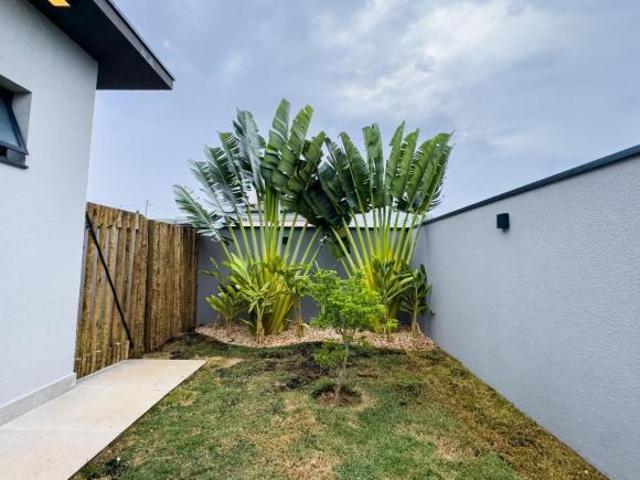 Casa no condomínio HELVETIA PARK ll para venda com 3 quartos, sendo 3 suítes, 248m²
