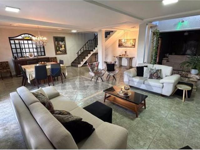 Casa no Condomínio Imperial – Vicente Pires Rua 04 C