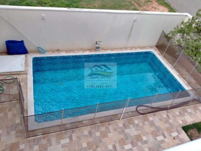 Casa no Condomínio ibiti reserva